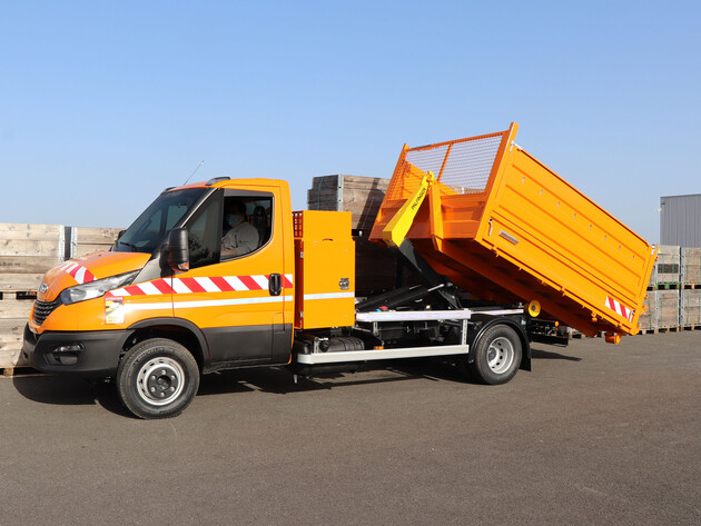 Hookloader and Skiploader | PALFINGER